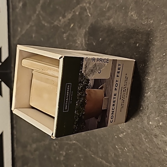 Smith & Hawken | Other | Smith Hawken Concrete Pot Feet Grey Color ...